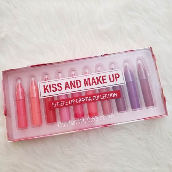 Kiss and Makeup | Makeup | New Kiss And Make Up Piece Lip Collection ...